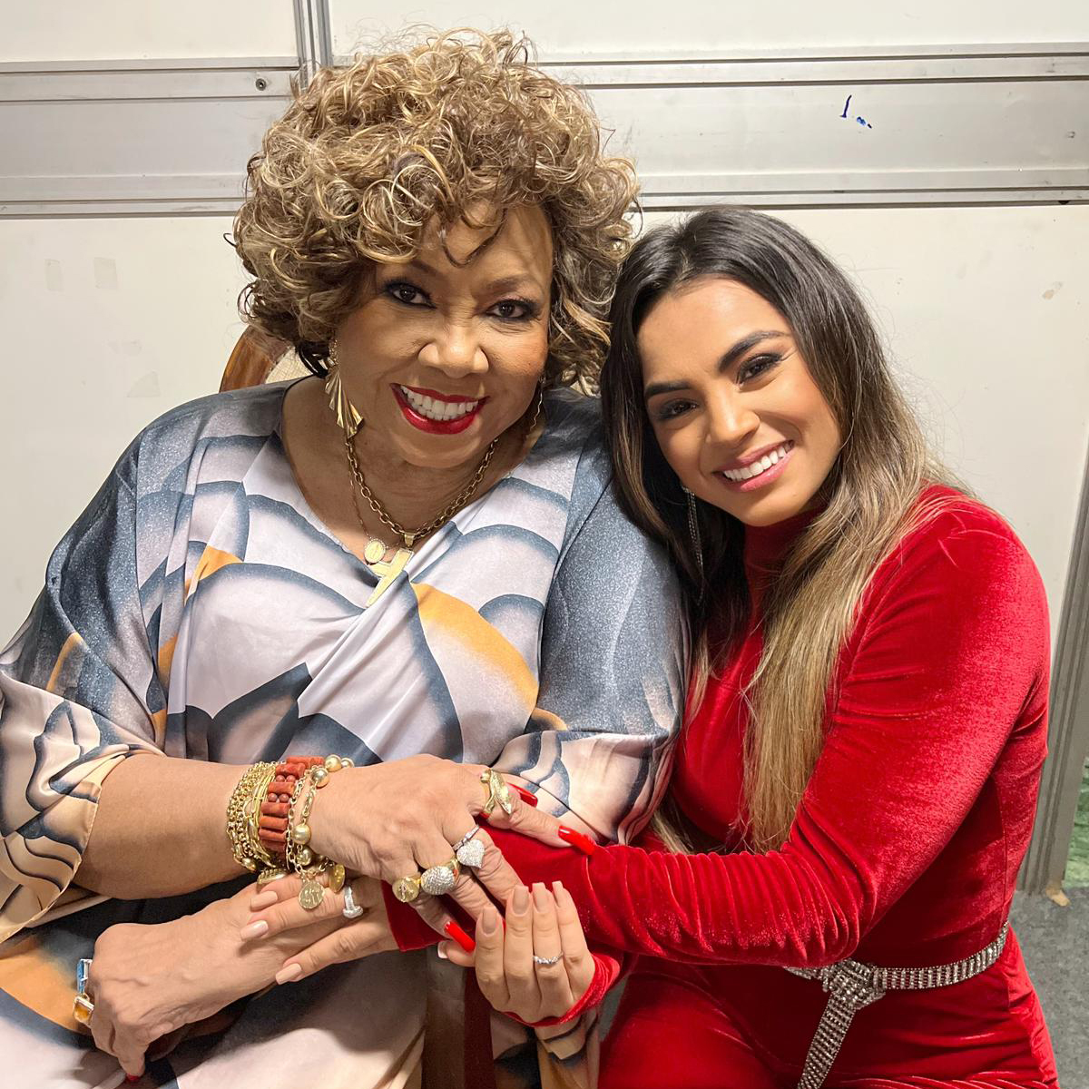 Música: Debora Lee encanta fãs da Marrom em show da turnê Alcione 50 ...